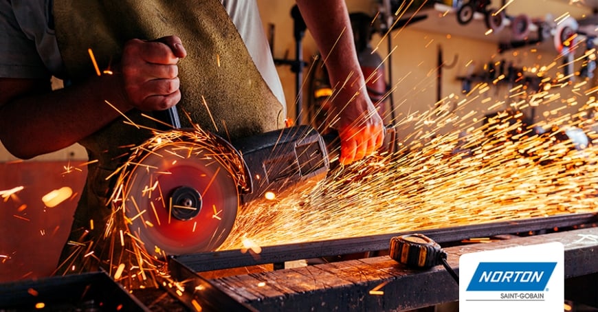 ¿Cuál es la forma correcta de uso de un disco de desbaste?