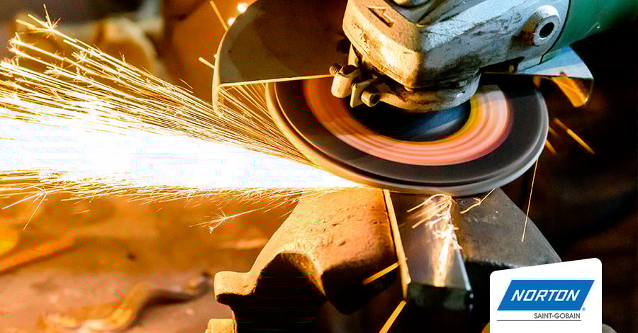 ¿Cuál es la forma correcta de uso de un disco de desbaste?